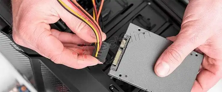 [10 Fixes] Red CPU Light on the Motherboard - Techdim